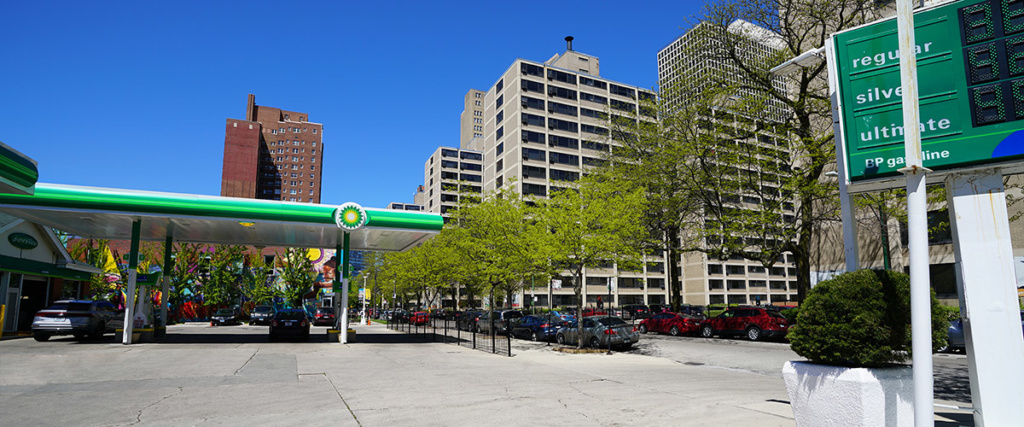 Scholars Corner - Chicago Rentals