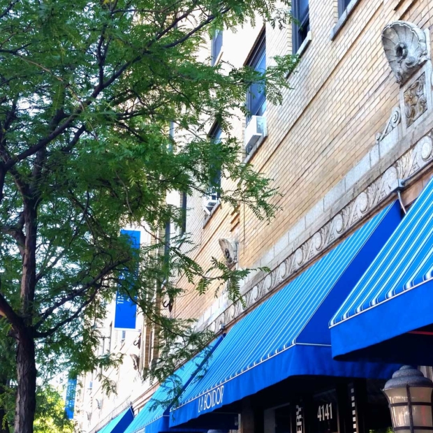 Times Square - Chicago Rentals