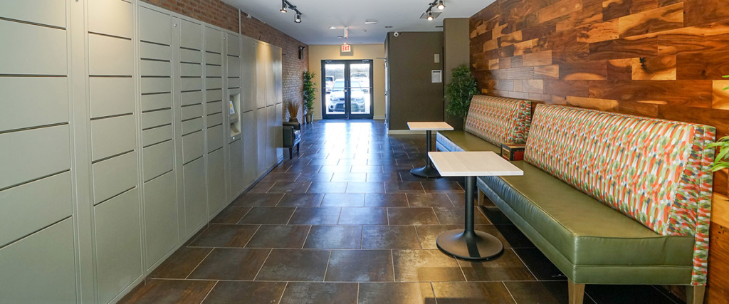 Ravenswood Terrace - Chicago Rentals